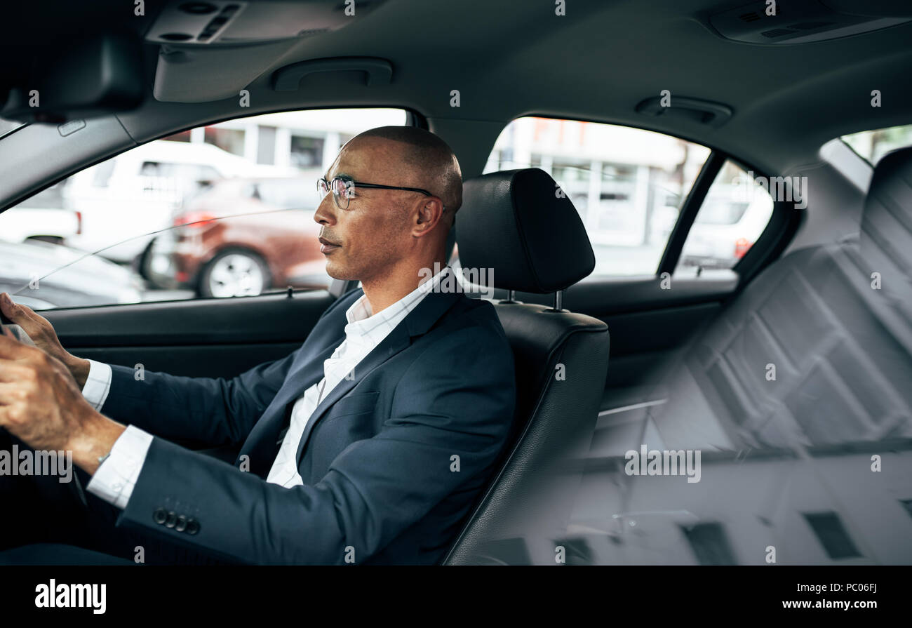 Car going office hi-res stock photography and images - Alamy