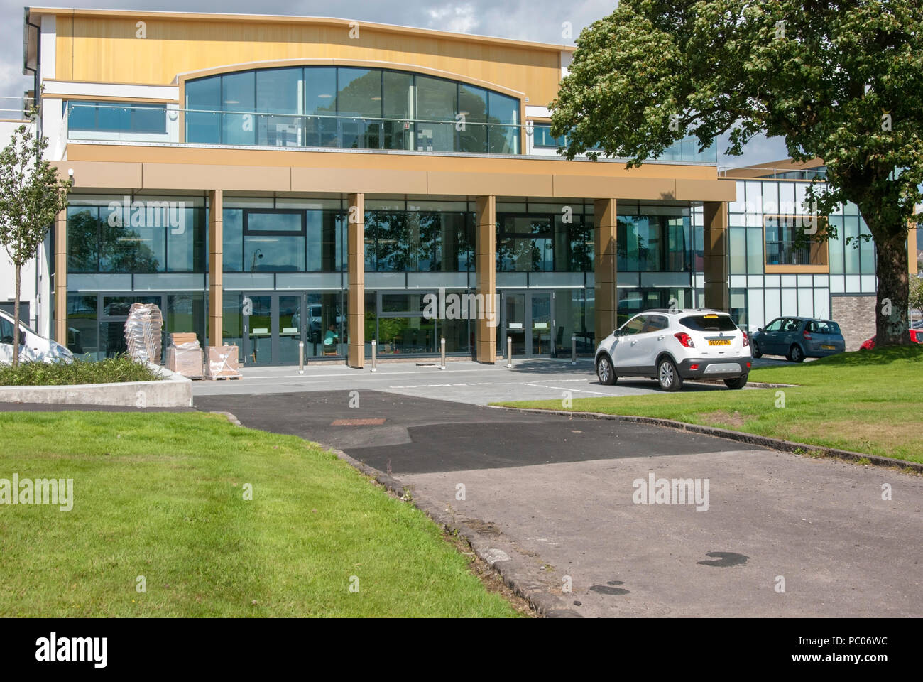 The Newly Refurbished Queens Hall Leisure & Entertainment Complex ...