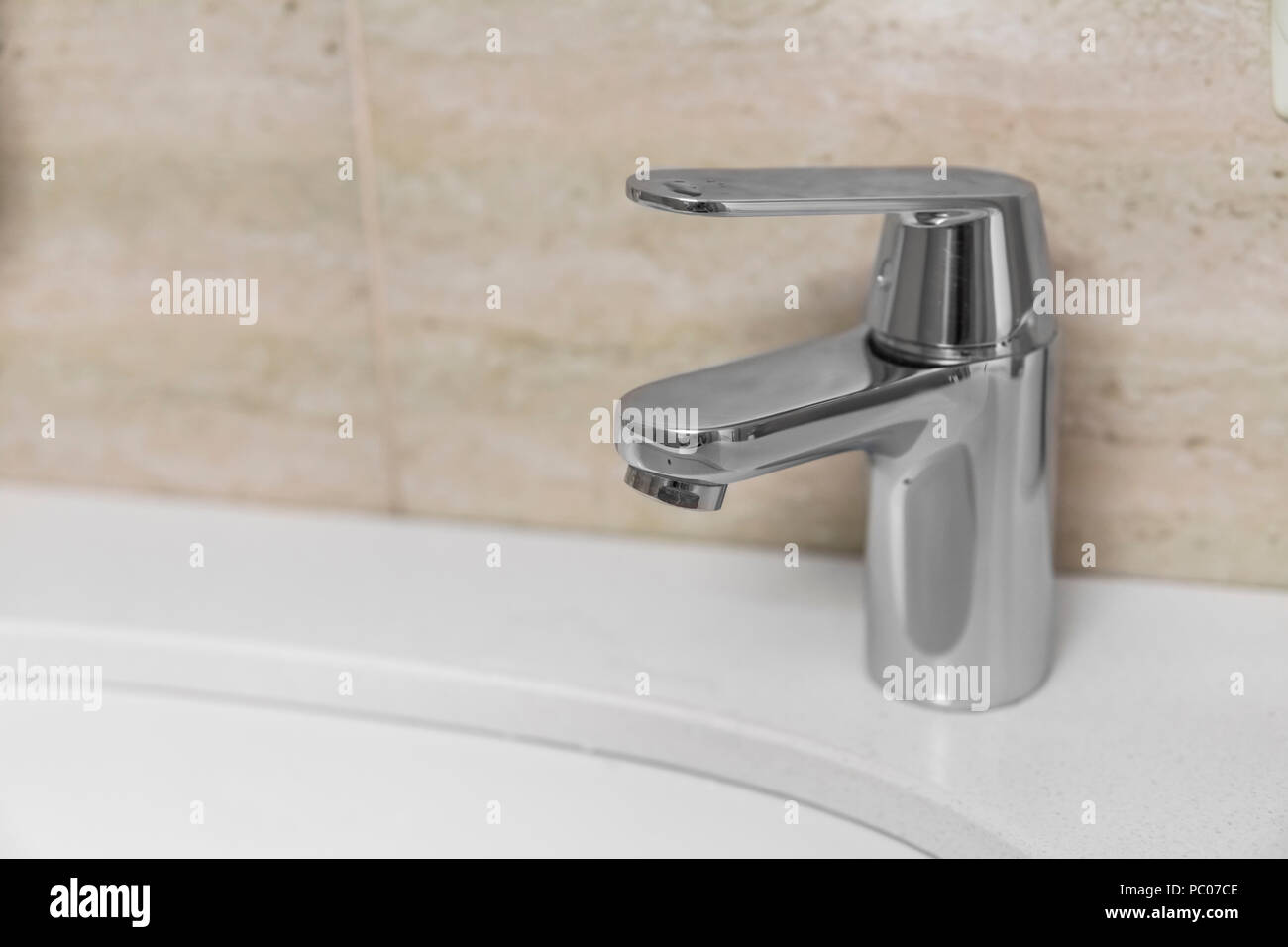 Closed tap hi-res stock photography and images - Alamy