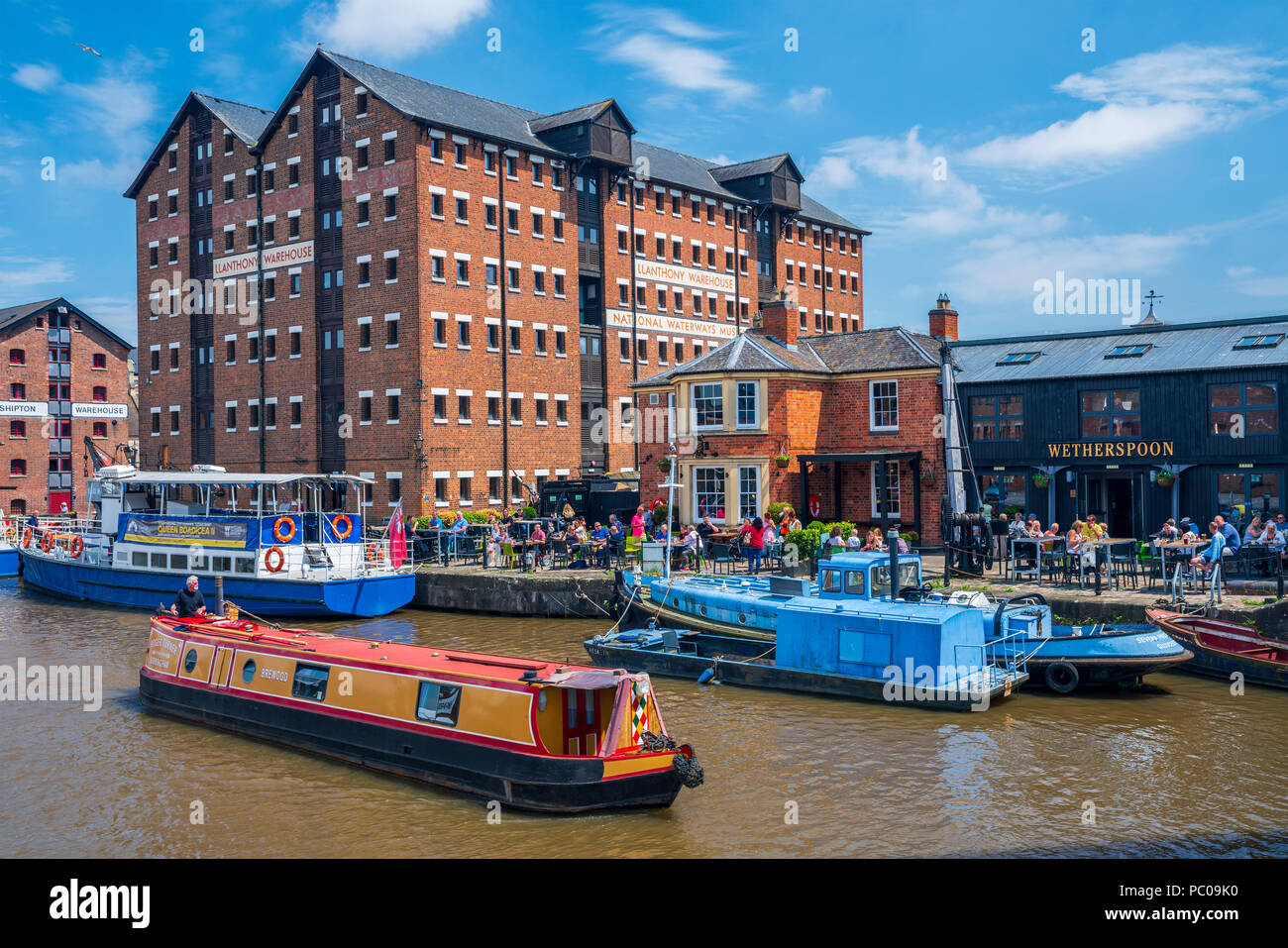 Gloucester Docks, Gloucester, England, United Kingdom, Europe Stock ...
