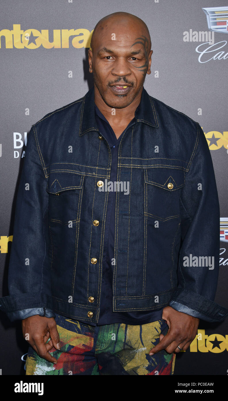 Mike tyson 018 red carpet event hi-res stock photography and images - Alamy