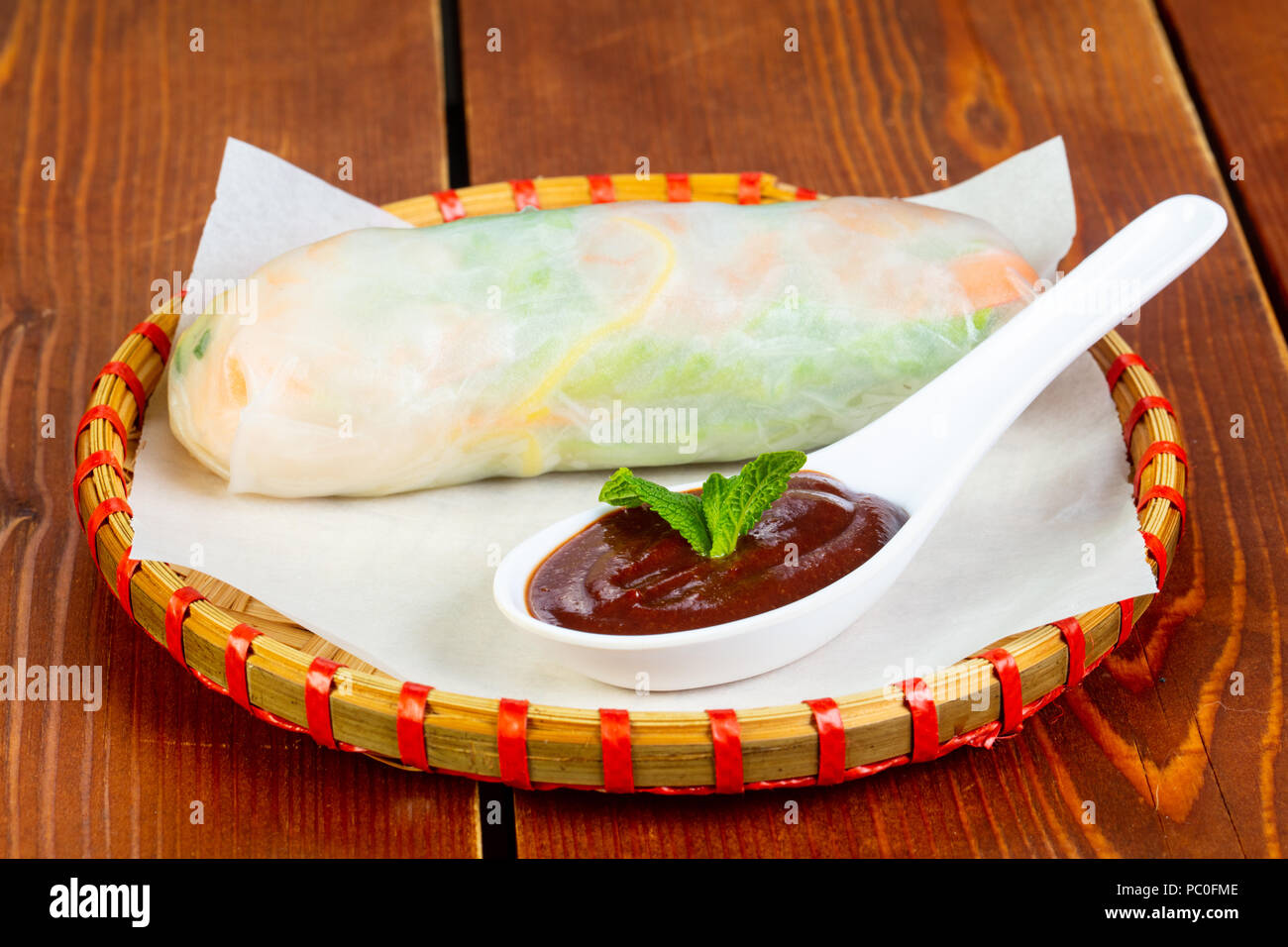 Cold spring roll with prawn and sauce Stock Photo - Alamy