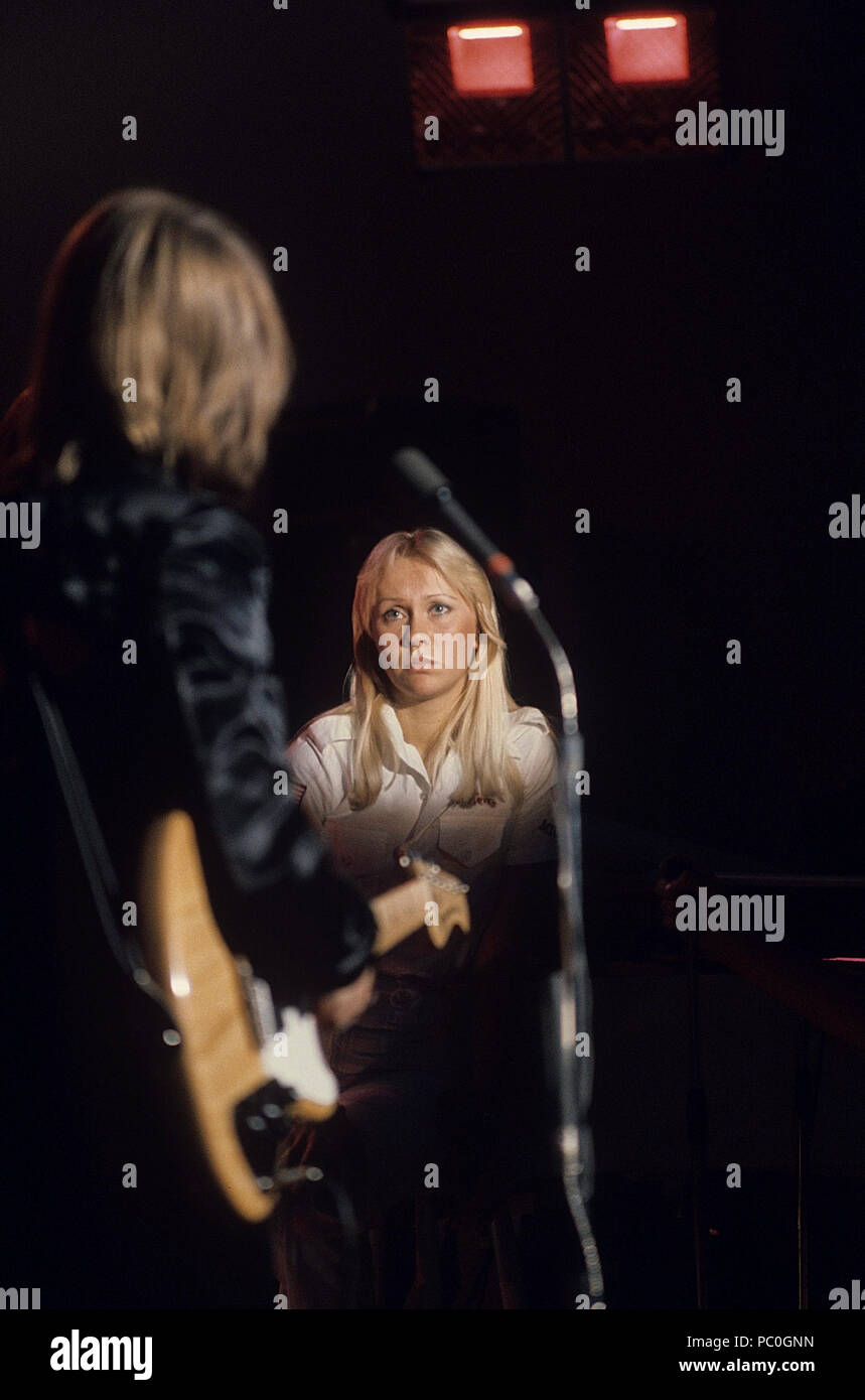 ABBA. Agnetha Fältskog 1976 Stock Photo - Alamy