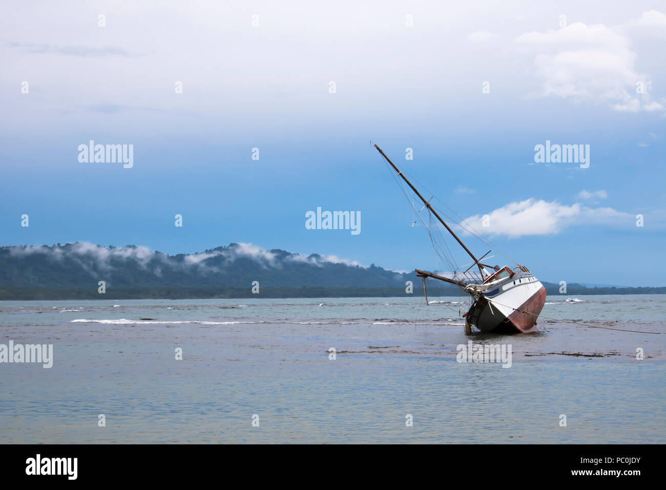 Beautiful seascape with boat hi-res stock photography and images - Alamy