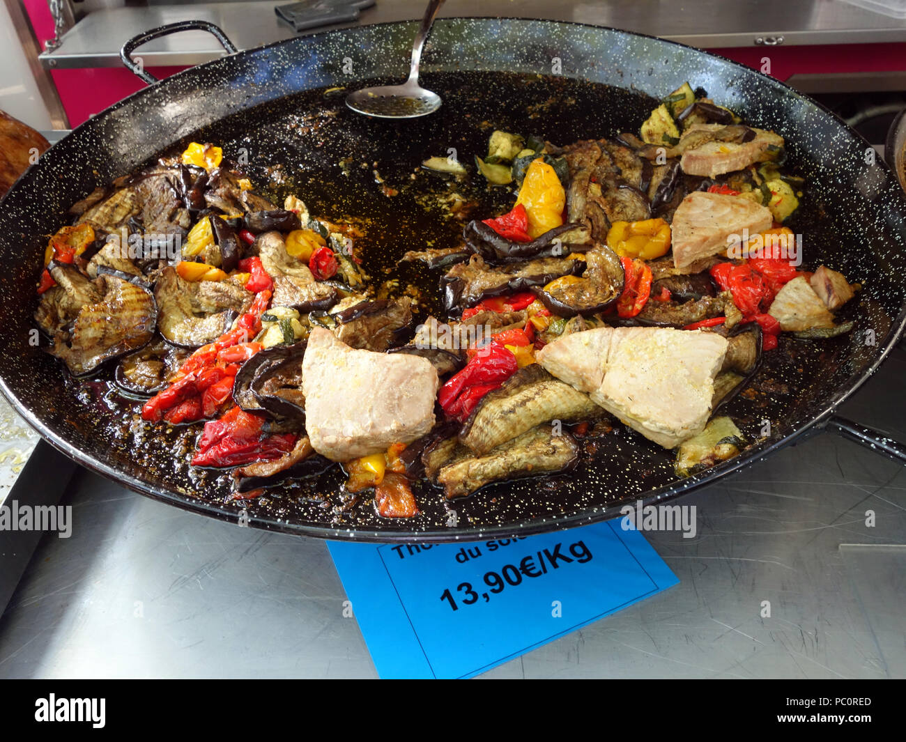 Colourful busy market at Saint Chinian french market Stock Photo - Alamy