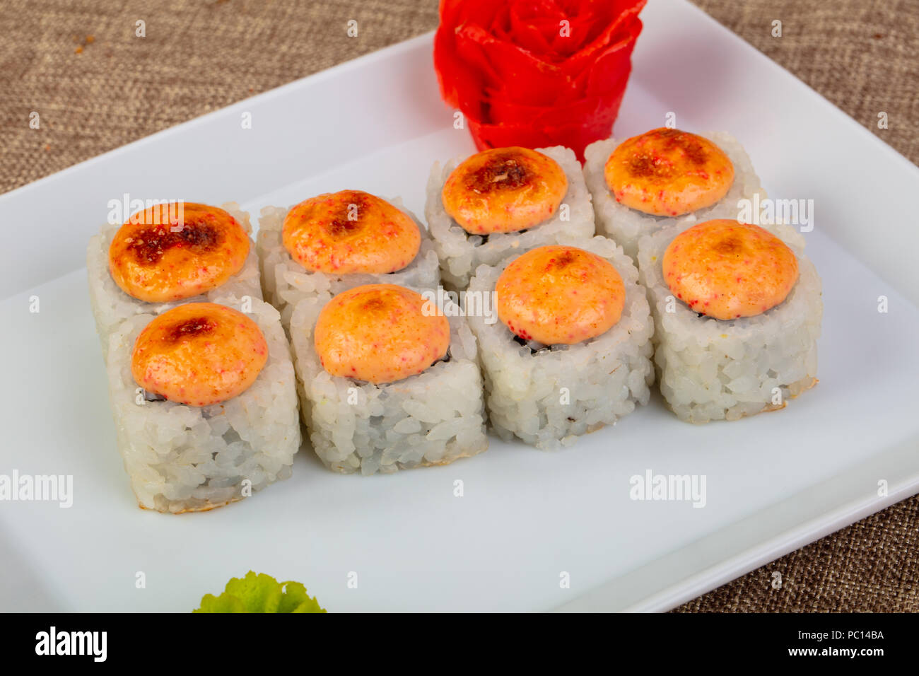 Spicy scallop roll hi-res stock photography and images - Alamy