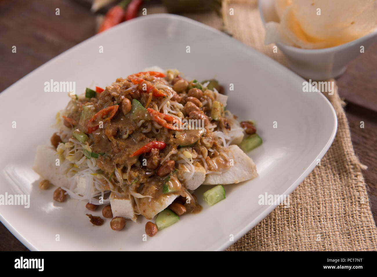 Ketoprak. Indonesia food Stock Photo - Alamy