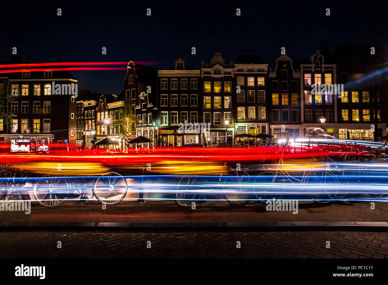 Night twilight dusk view amsterdam hi-res stock photography and images ...