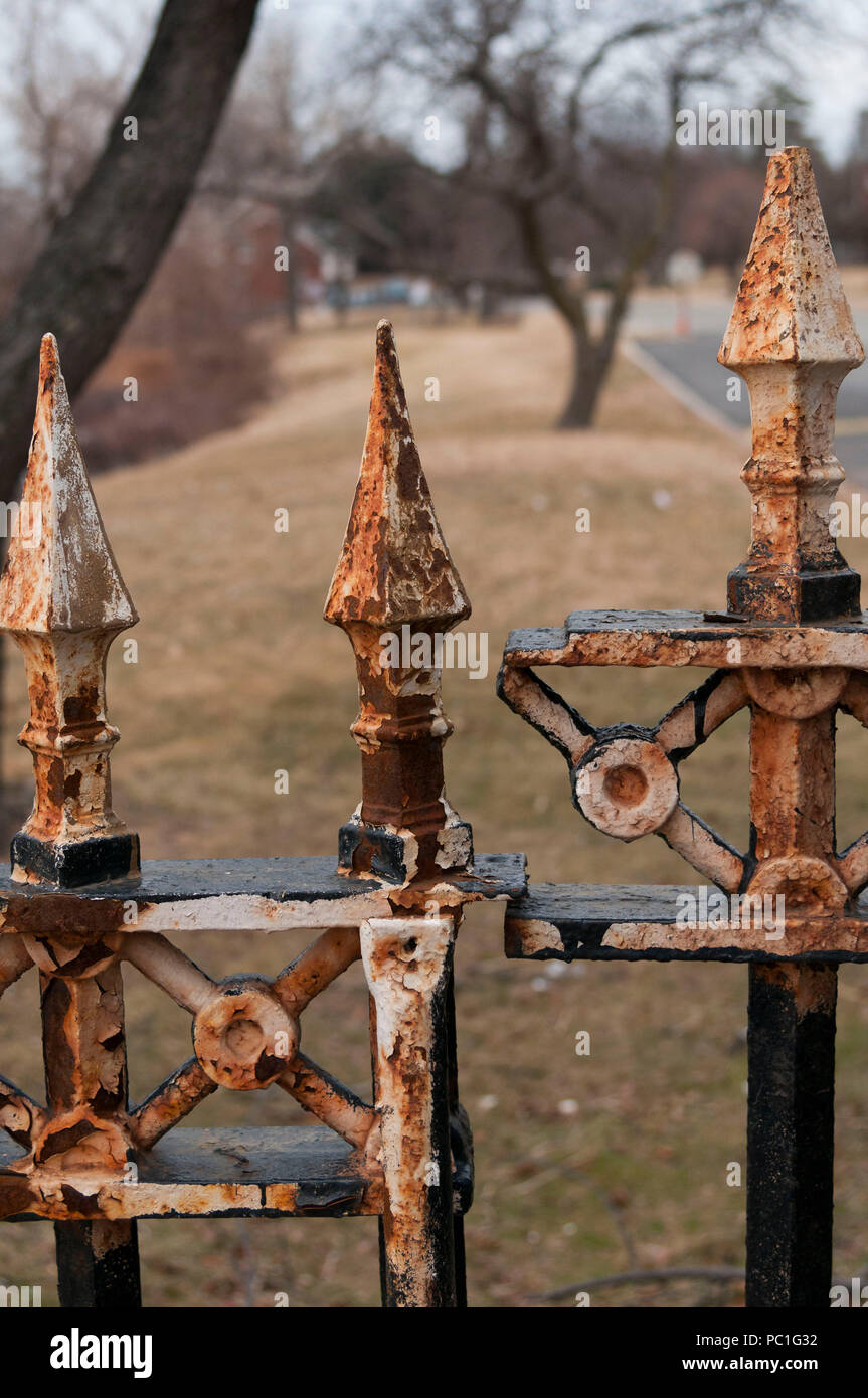 Rusty Fence broken struts Stock Photo - Alamy
