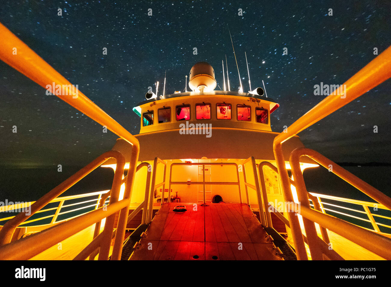 The national geographic sea lion hi-res stock photography and images ...