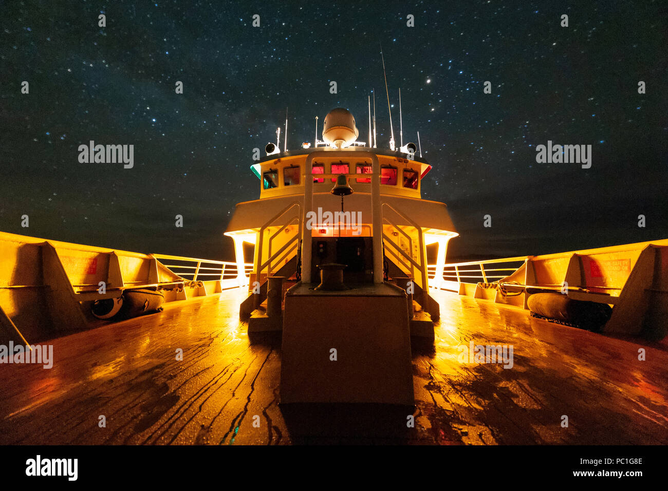 National geographic tour ship sea lion hi-res stock photography and ...