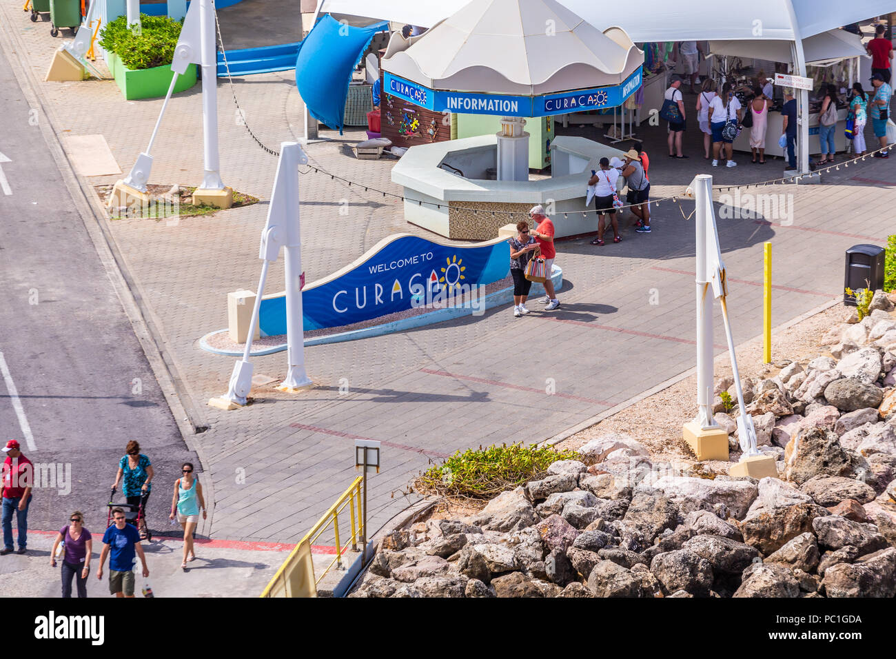 Curacao tourist information sign hi-res stock photography and images ...