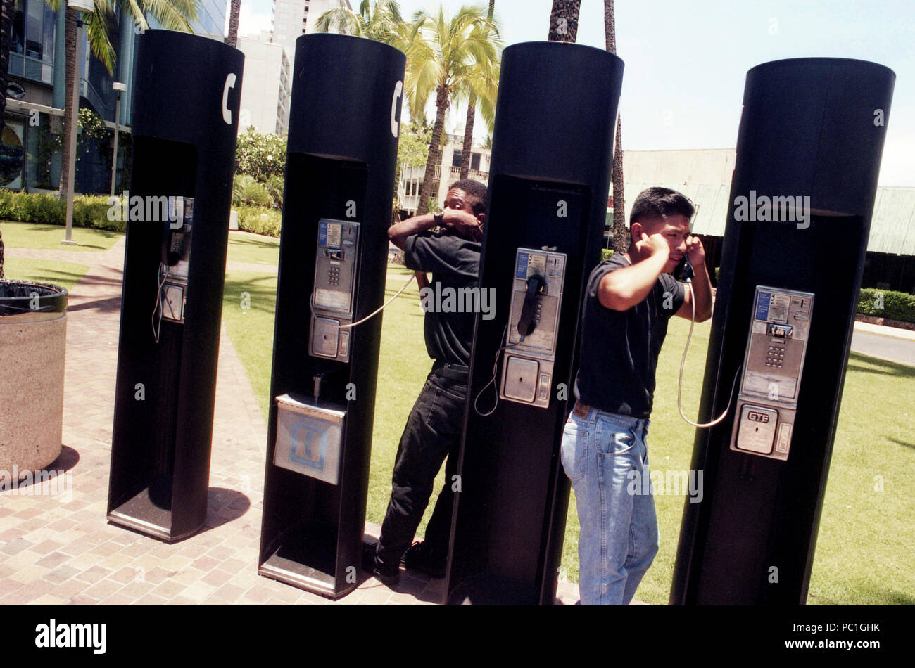 People using public pay phones in Los Angeles, 1985 Stock Photo - Alamy