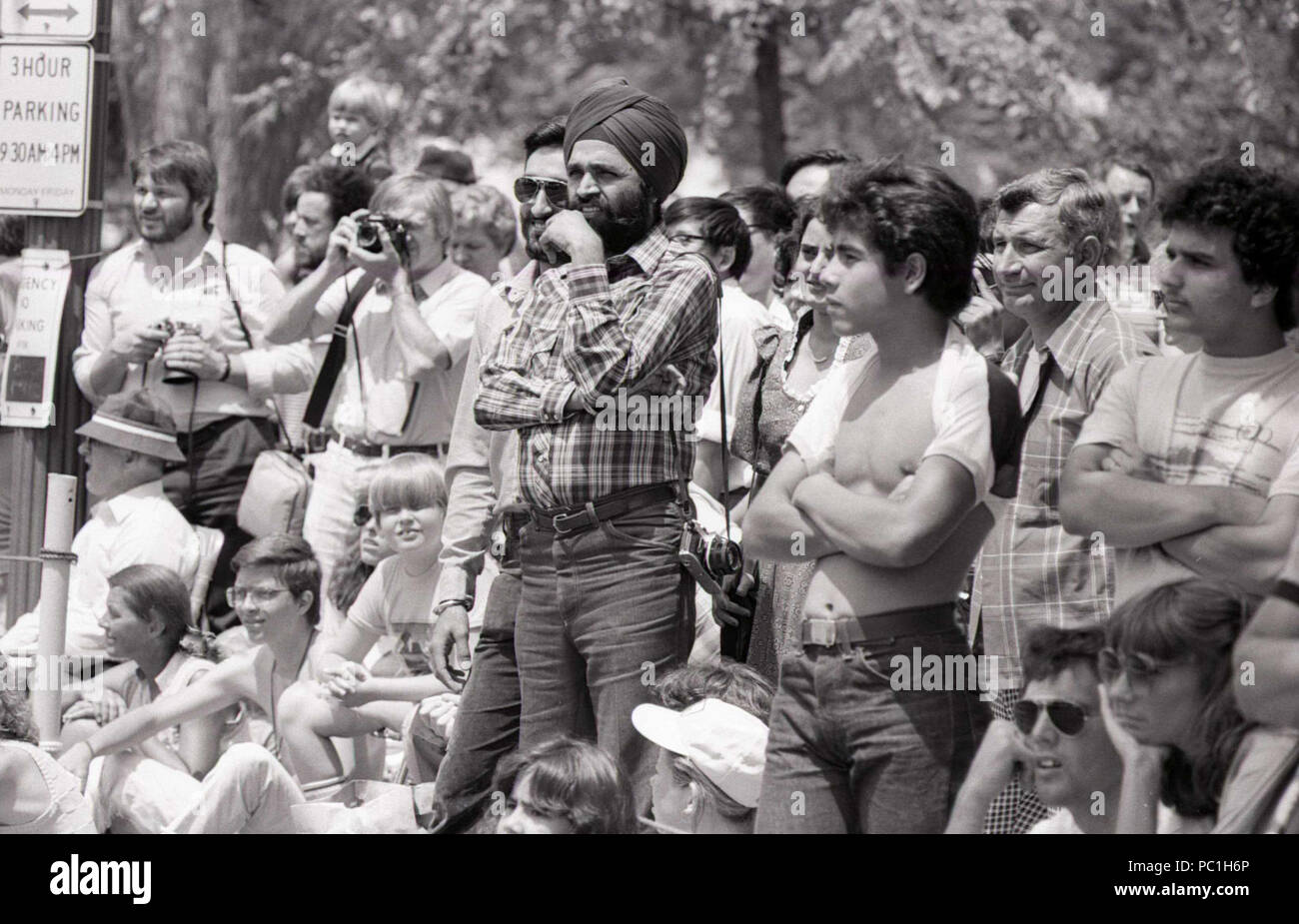People watching the 4th of July parade in Washington DC, 1982 Stock ...