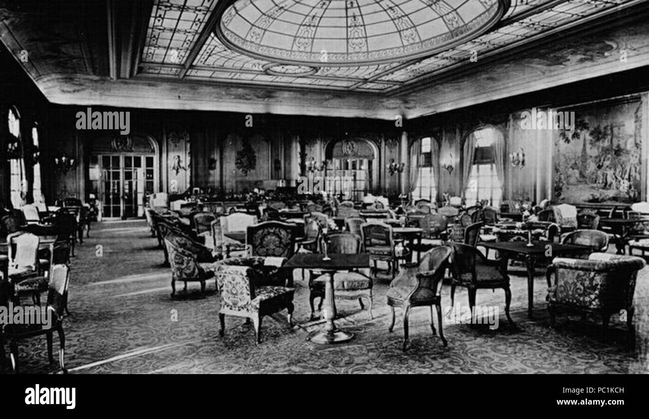 481 Photograph of the First Class Lounge onboard the RMS Berengaria ...