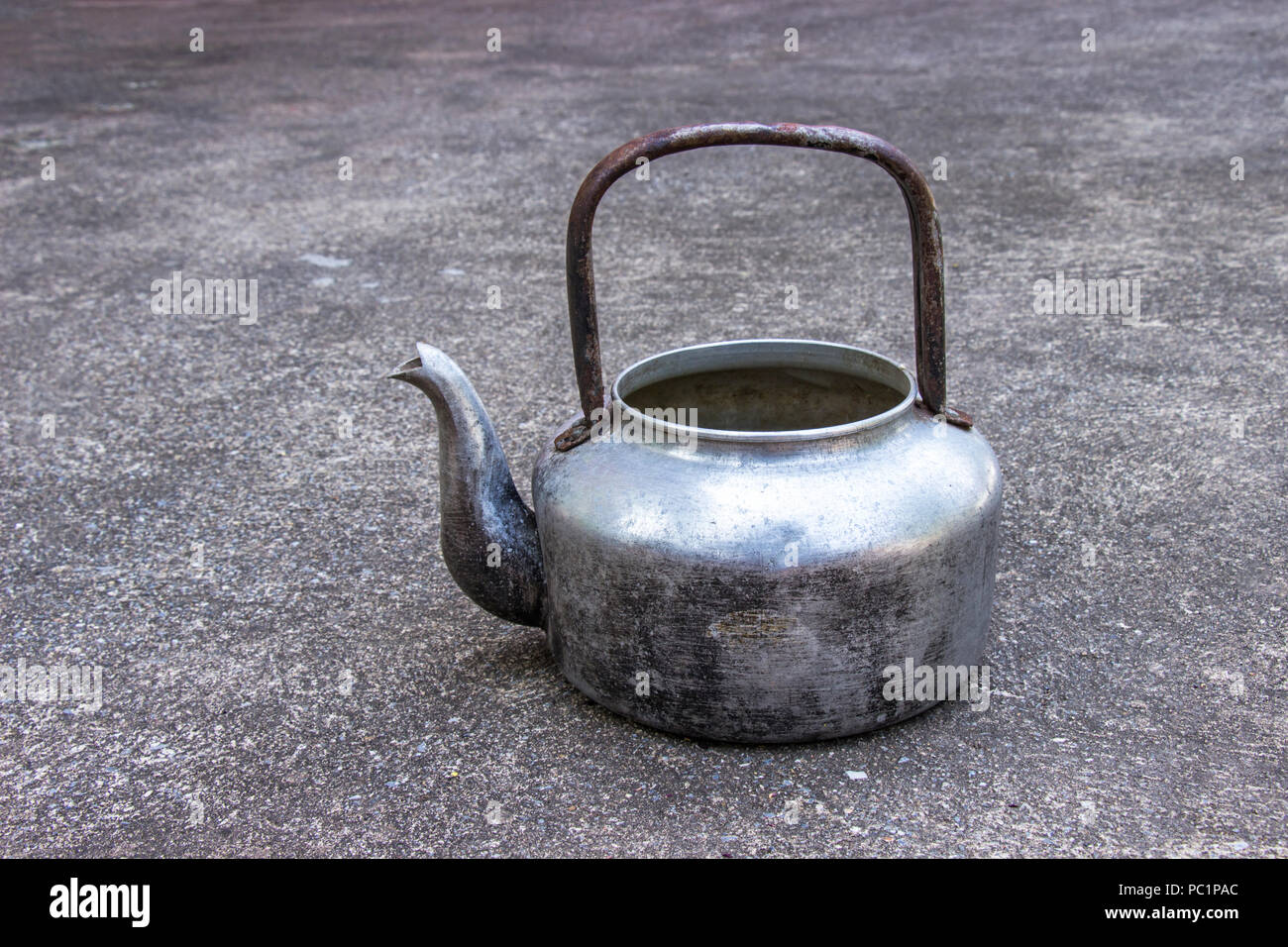 Classic concrete hi-res stock photography and images - Alamy