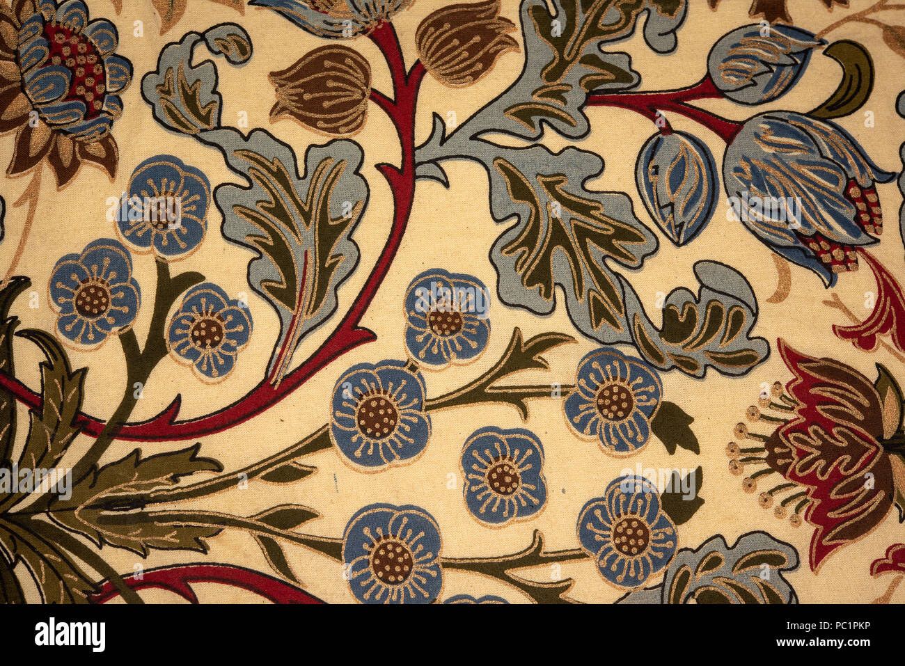 Medieval fabric hi-res stock photography and images - Alamy