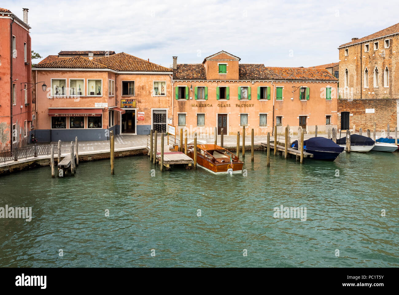 Murano glass factory building hi-res stock photography and images - Alamy