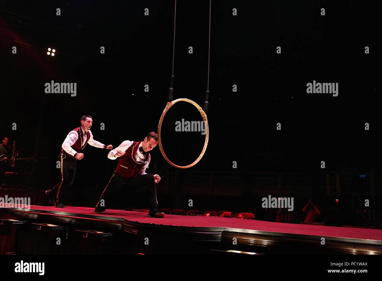 CLUB SWIZZLE , ROUNDHOUSE ,CHALK FARM ROAD ,CAMDEN TOWN ,LONDON NW1 8EH ...