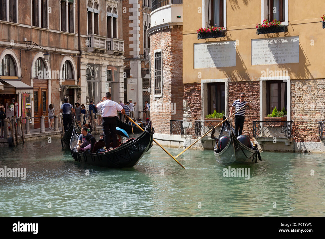 Old gondoliers hi-res stock photography and images - Alamy