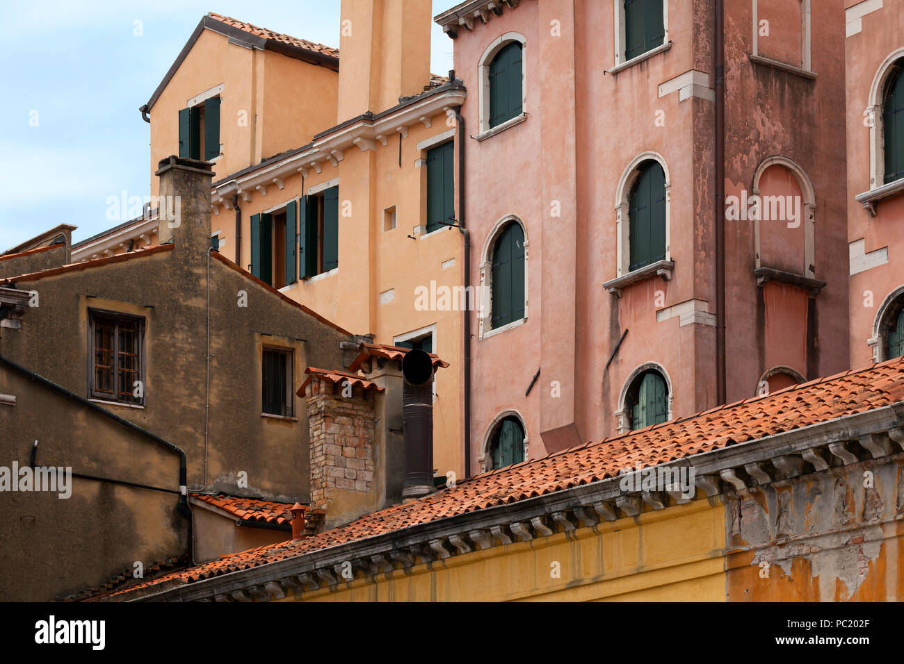 Venice street architecture hi-res stock photography and images - Alamy