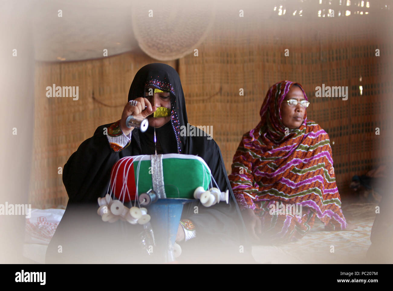 Uae culture hi-res stock photography and images - Alamy