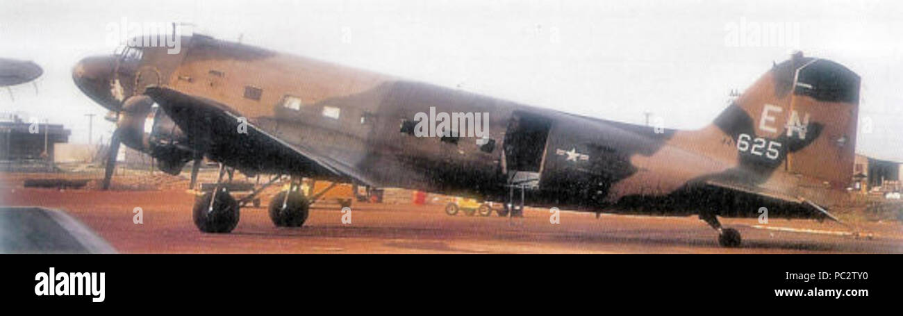 Ac 47d hi-res stock photography and images - Alamy