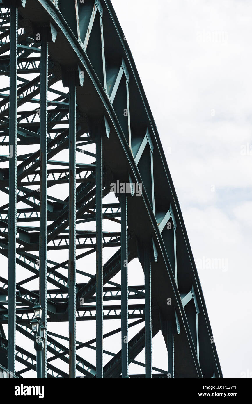 Newcastle skyline silhouette hi-res stock photography and images - Alamy