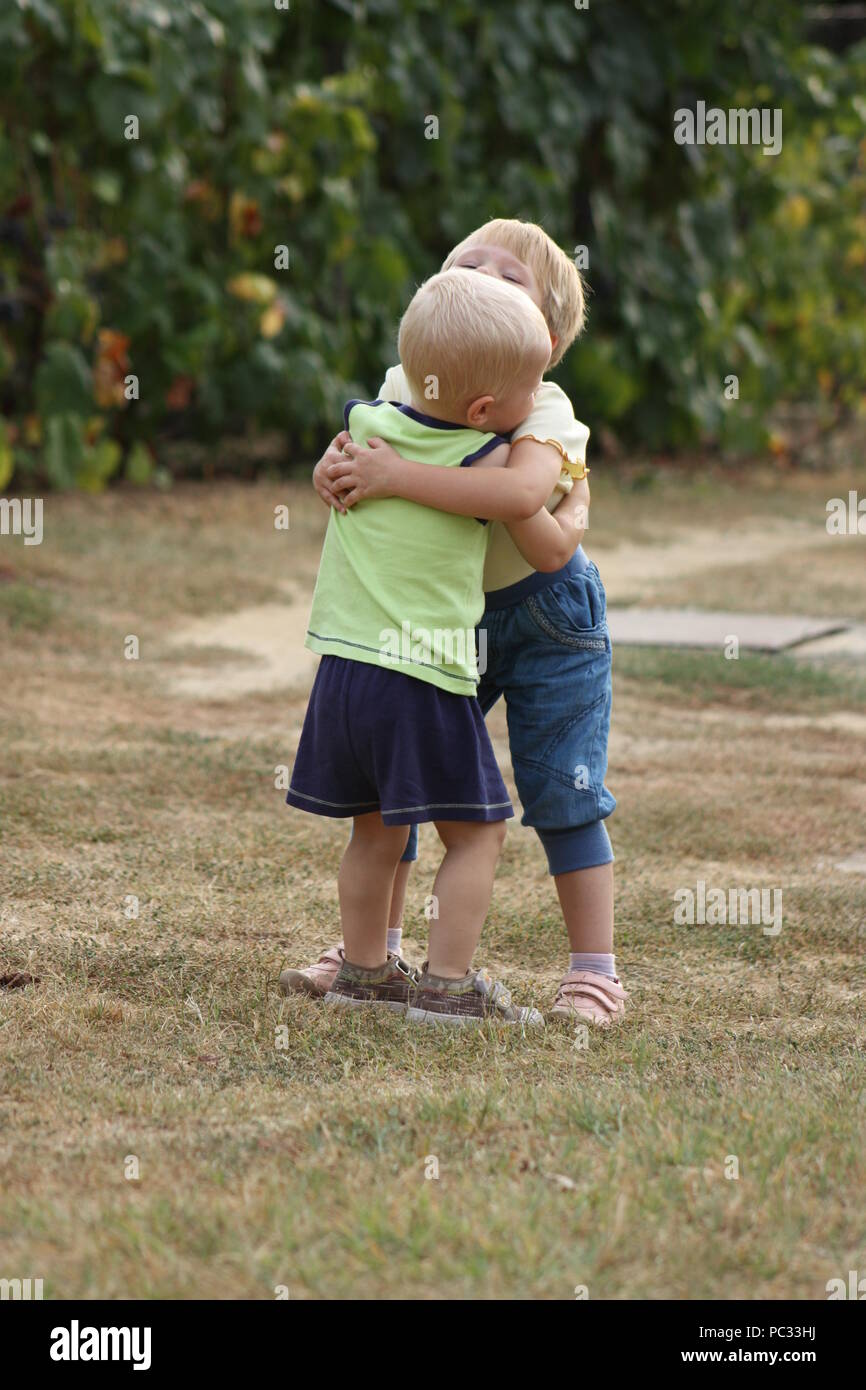Embrace each other hi-res stock photography and images - Alamy