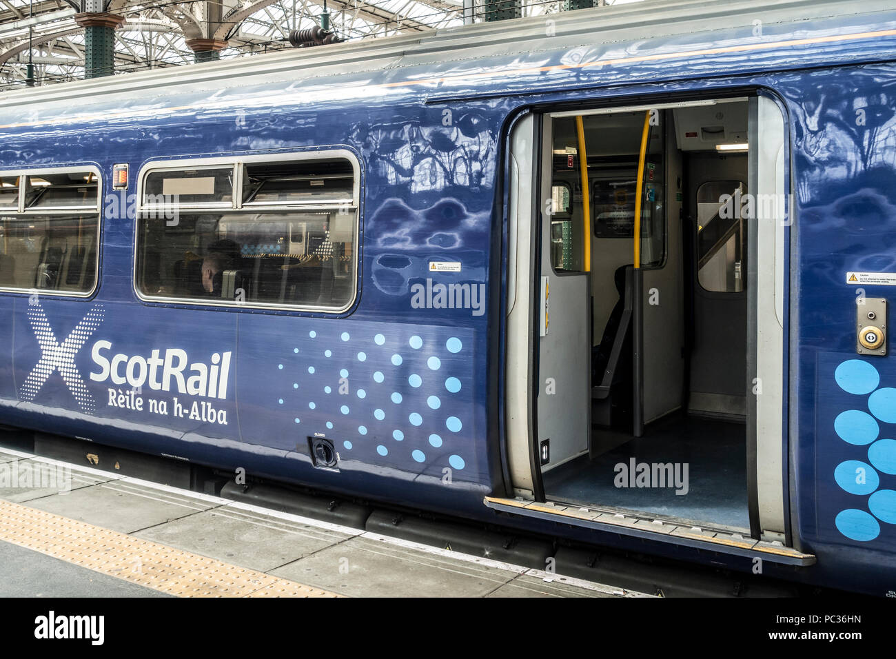 Scotrail logo hi-res stock photography and images - Alamy