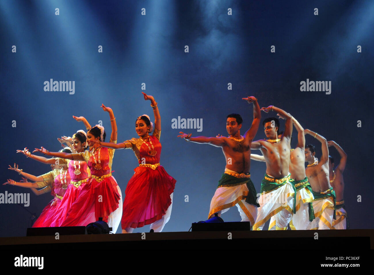 Indian stadium lighting hi-res stock photography and images - Alamy