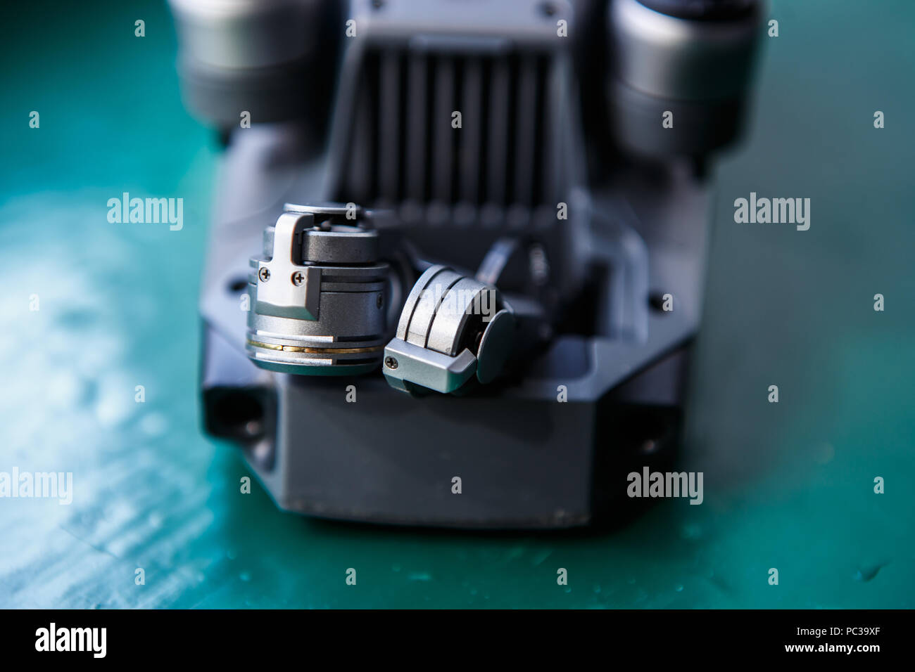 Defective drones hi-res stock photography and images - Alamy