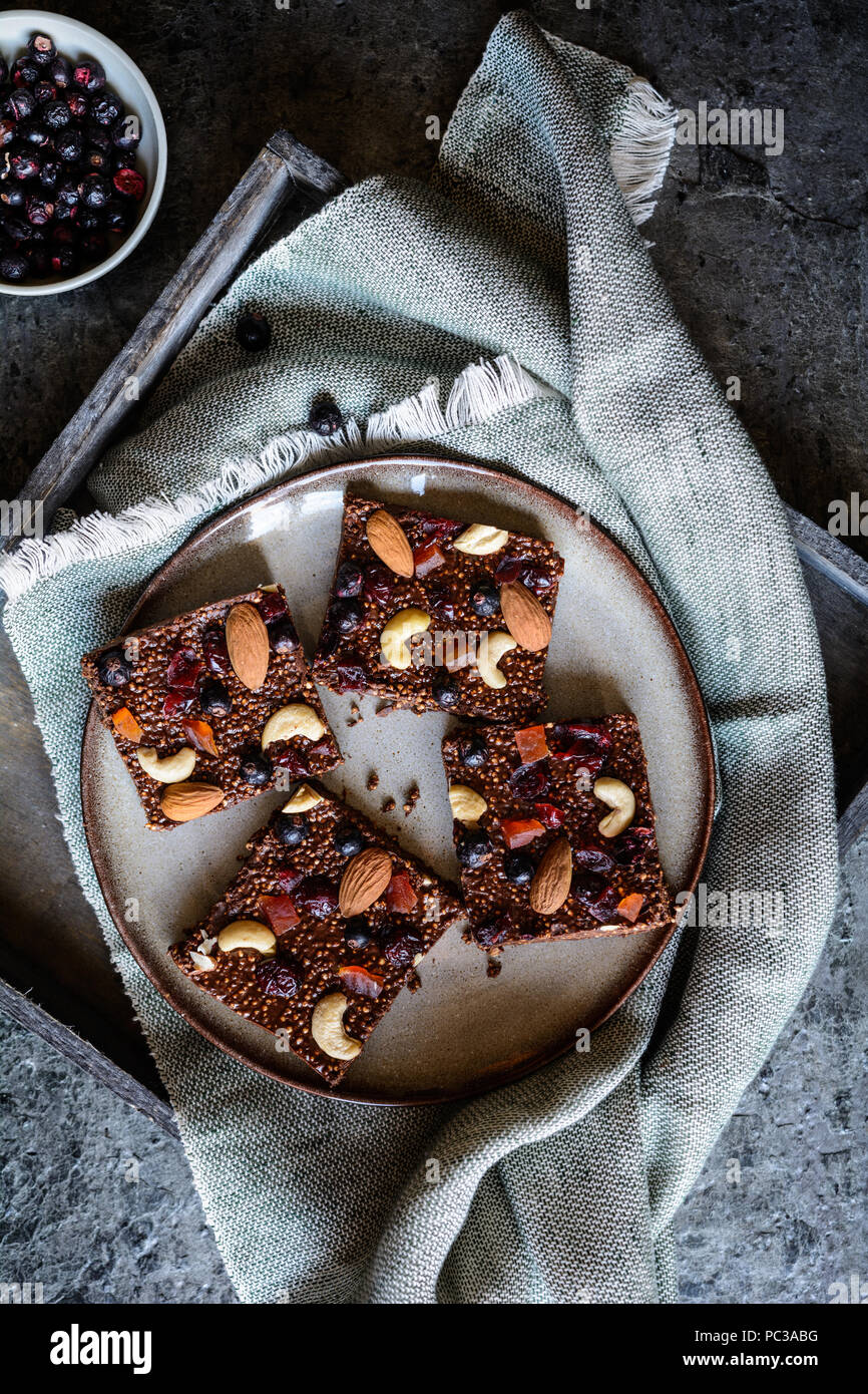 No bake chocolate puffed quinoa bars with freeze dried black currant ...