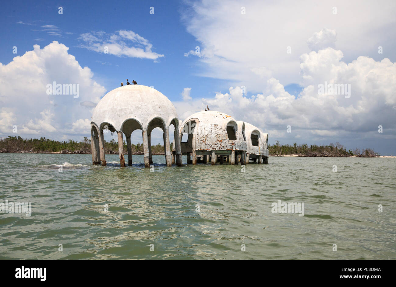 Blue sky over the Cape Romano dome house ruins in the Gulf Coast of ...