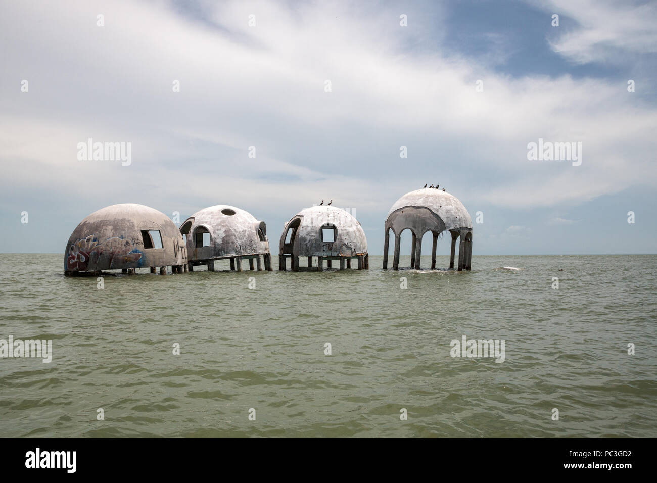Dome home cape romano hi-res stock photography and images - Alamy