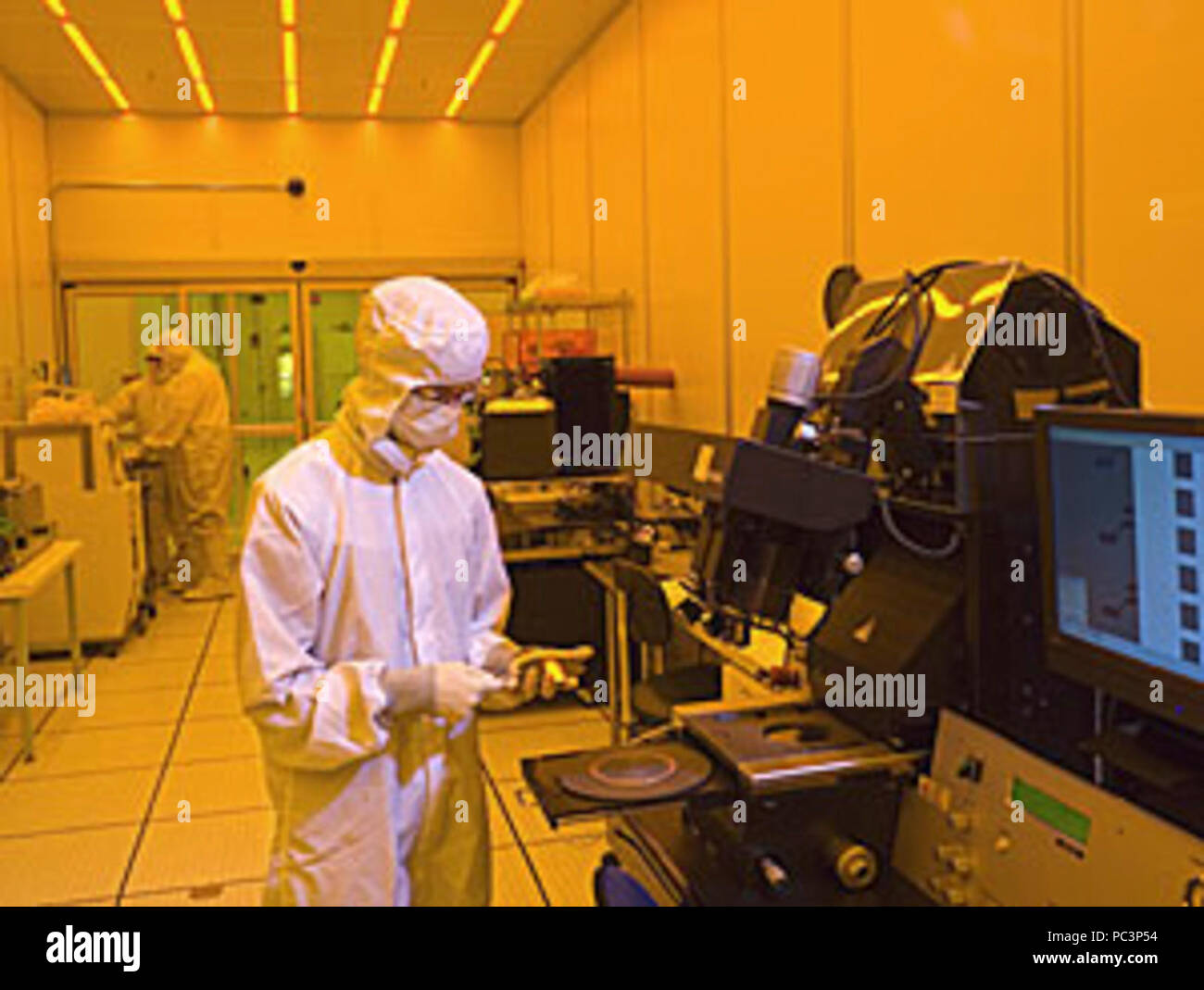 Nanofabrication hi-res stock photography and images - Alamy