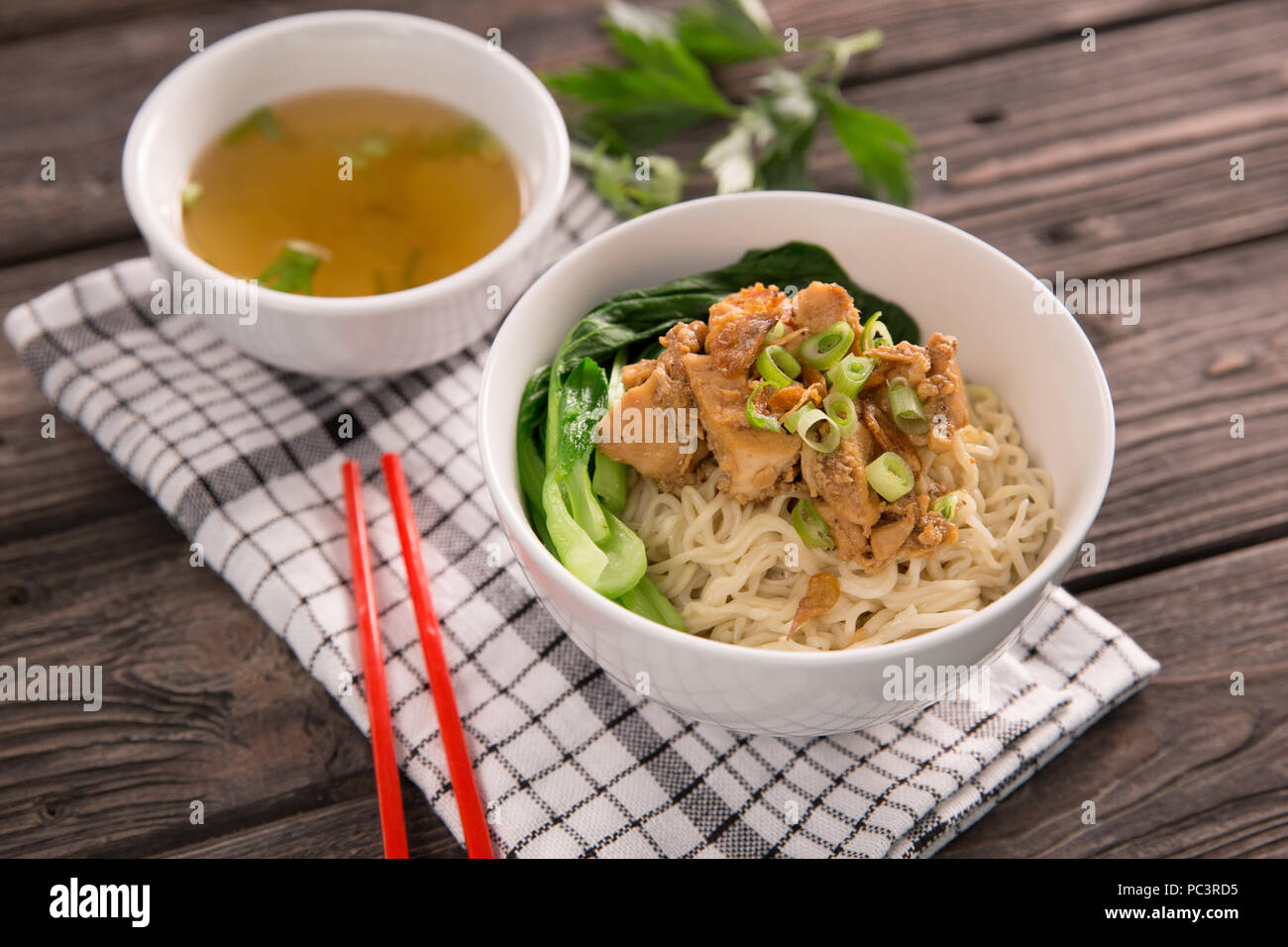 Bakmi ayam hi-res stock photography and images - Alamy