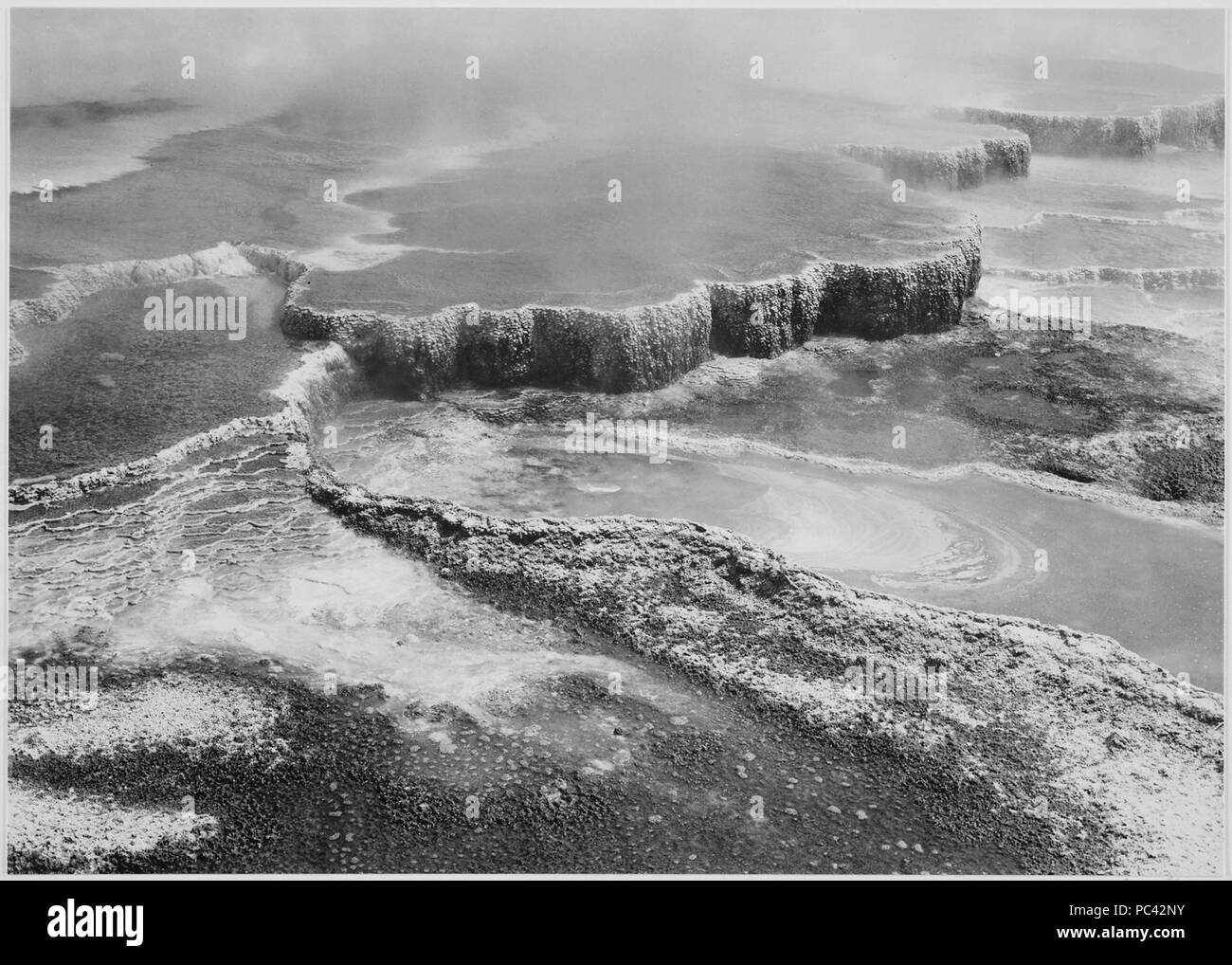 Jupiter terrace yellowstone national park hi-res stock photography and ...