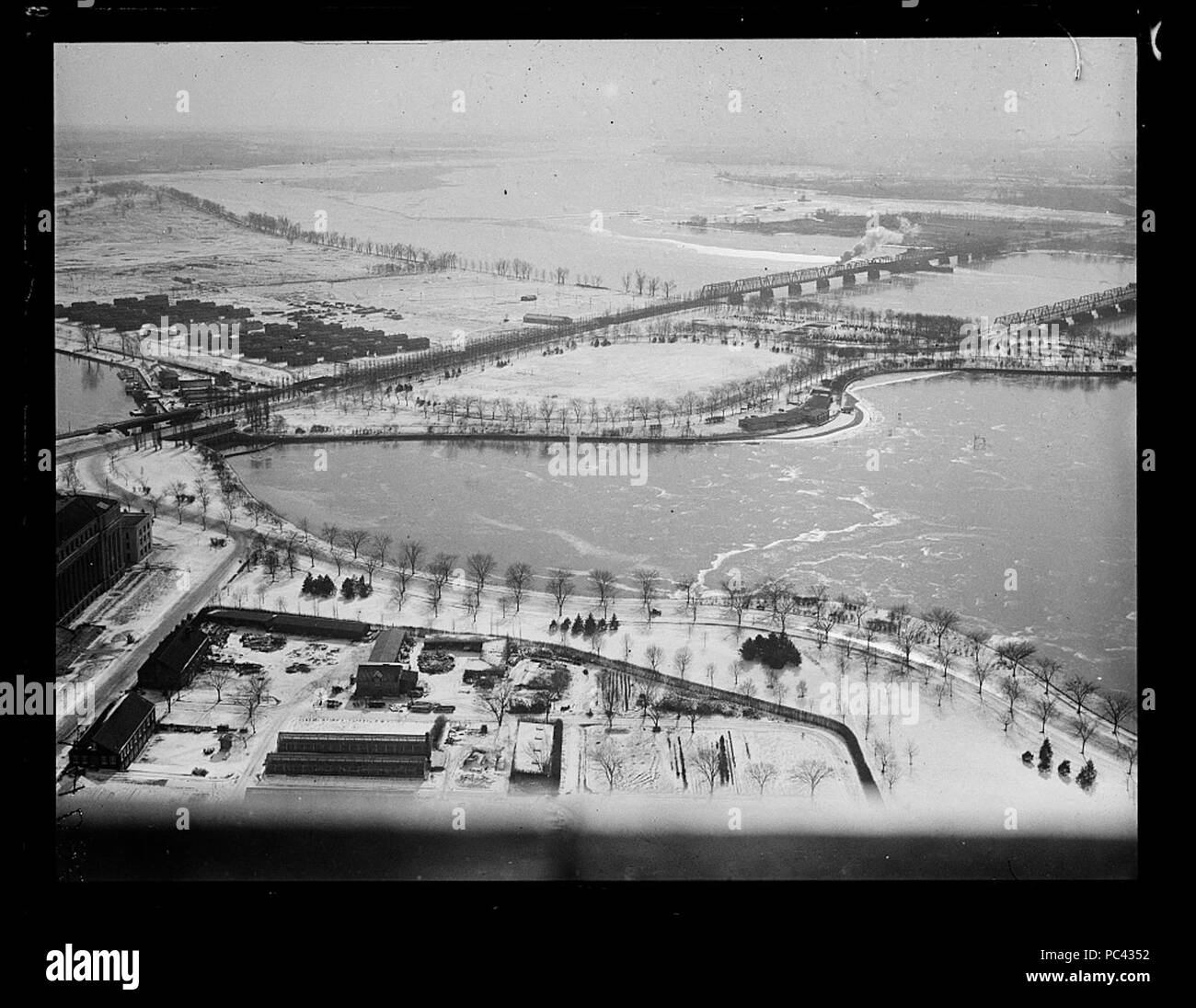 Aerial view of Potomac River with snow, Washington, D.C Stock Photo - Alamy
