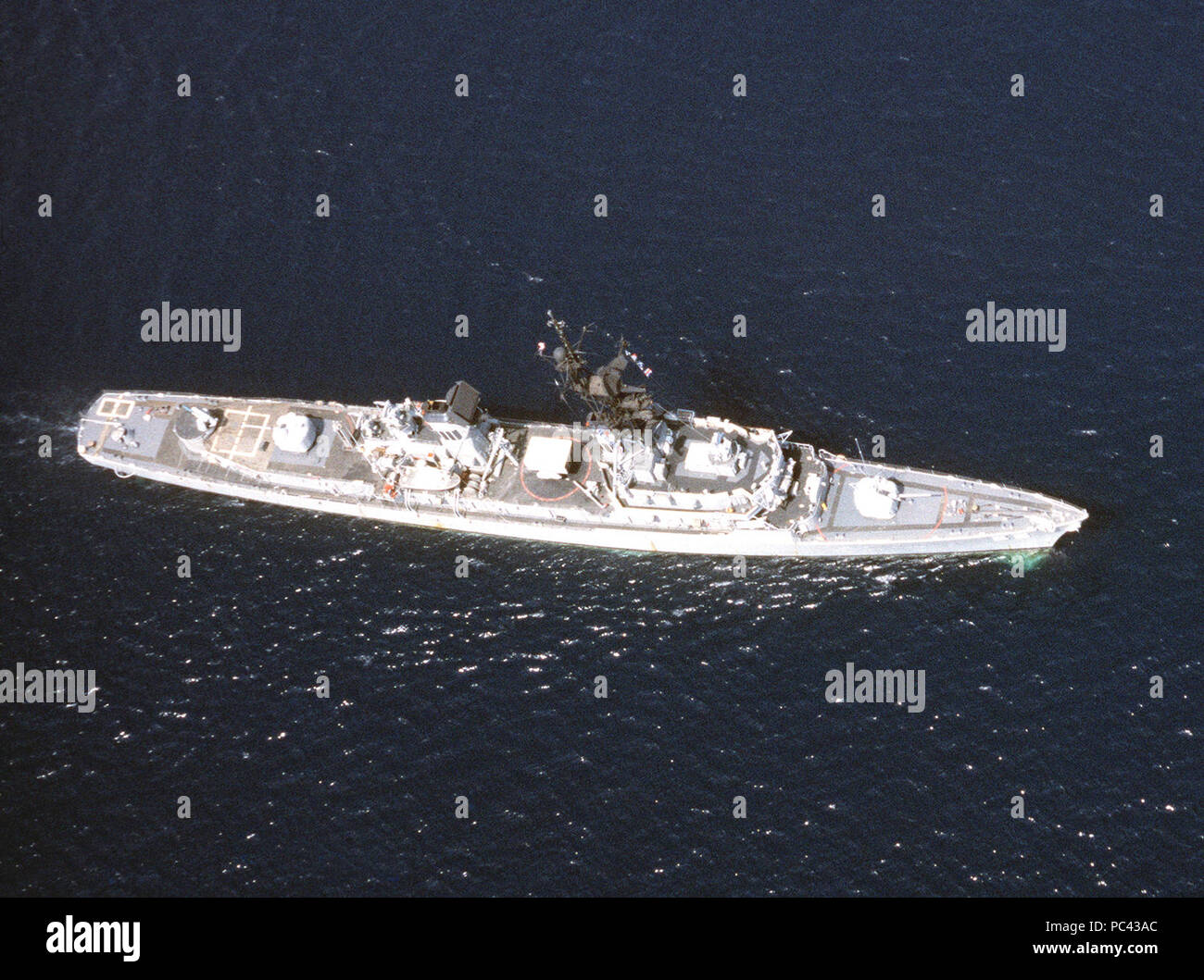 Aerial view of USS Benjamin Stoddert (DDG-22 Stock Photo - Alamy