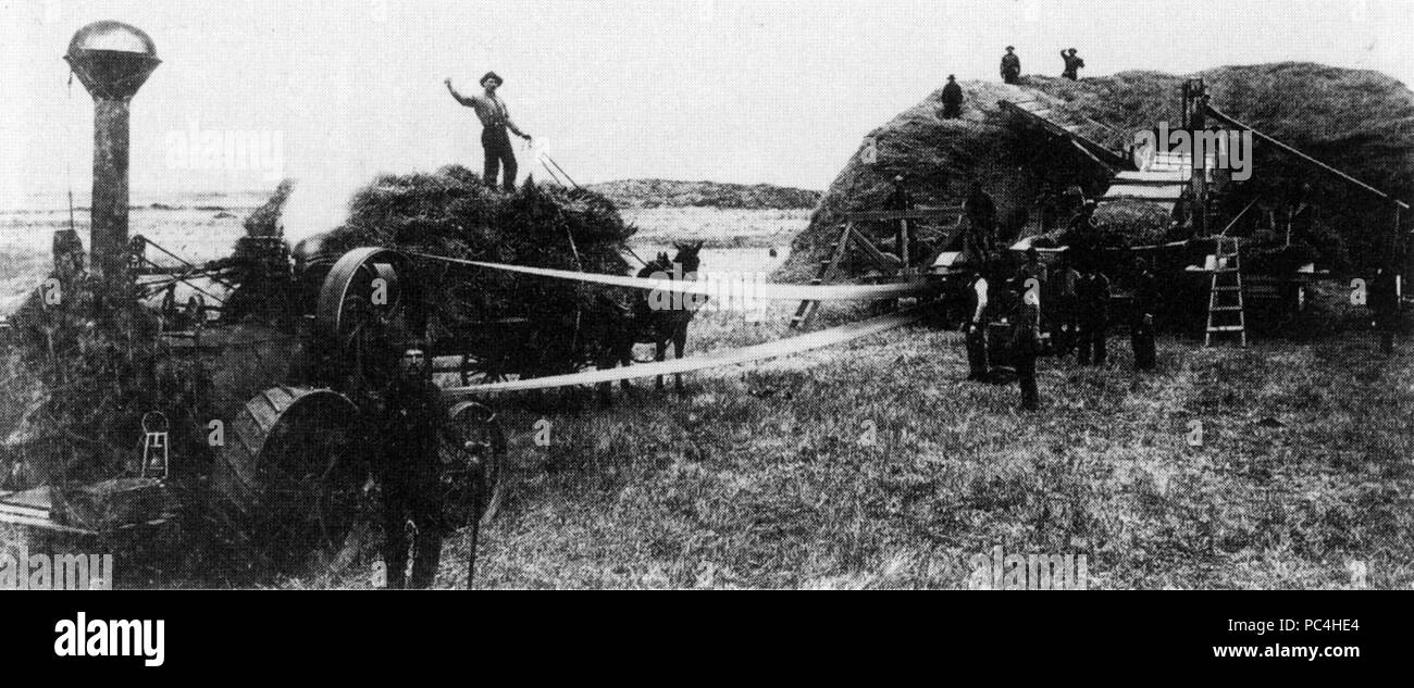Threshing machine 19th century hi-res stock photography and images - Alamy