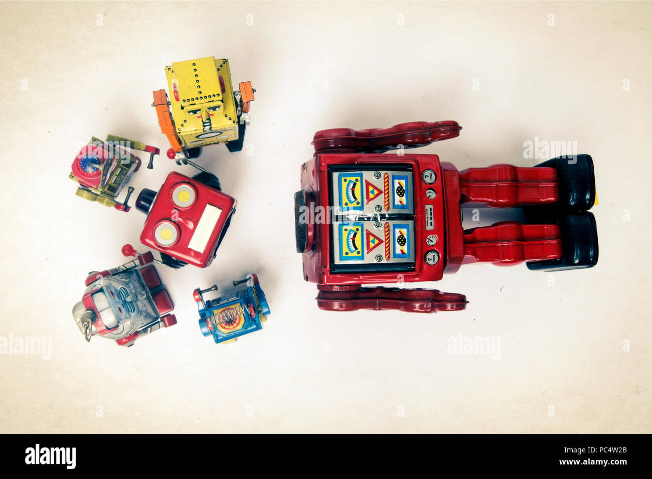 Repair computer robot hi-res stock photography and images - Alamy