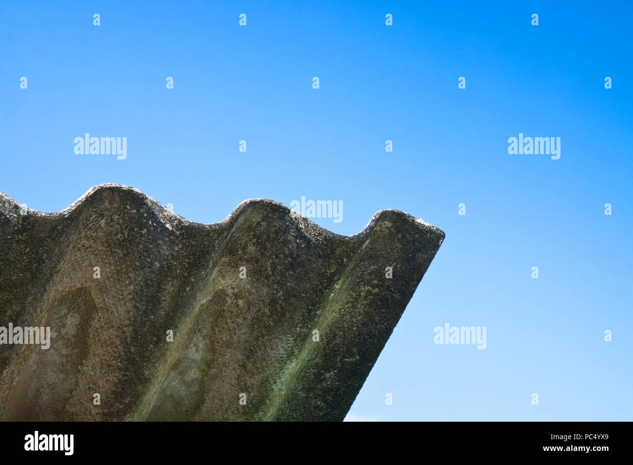 Dangerous asbestos roof - Medical studies have shown that the asbestos ...