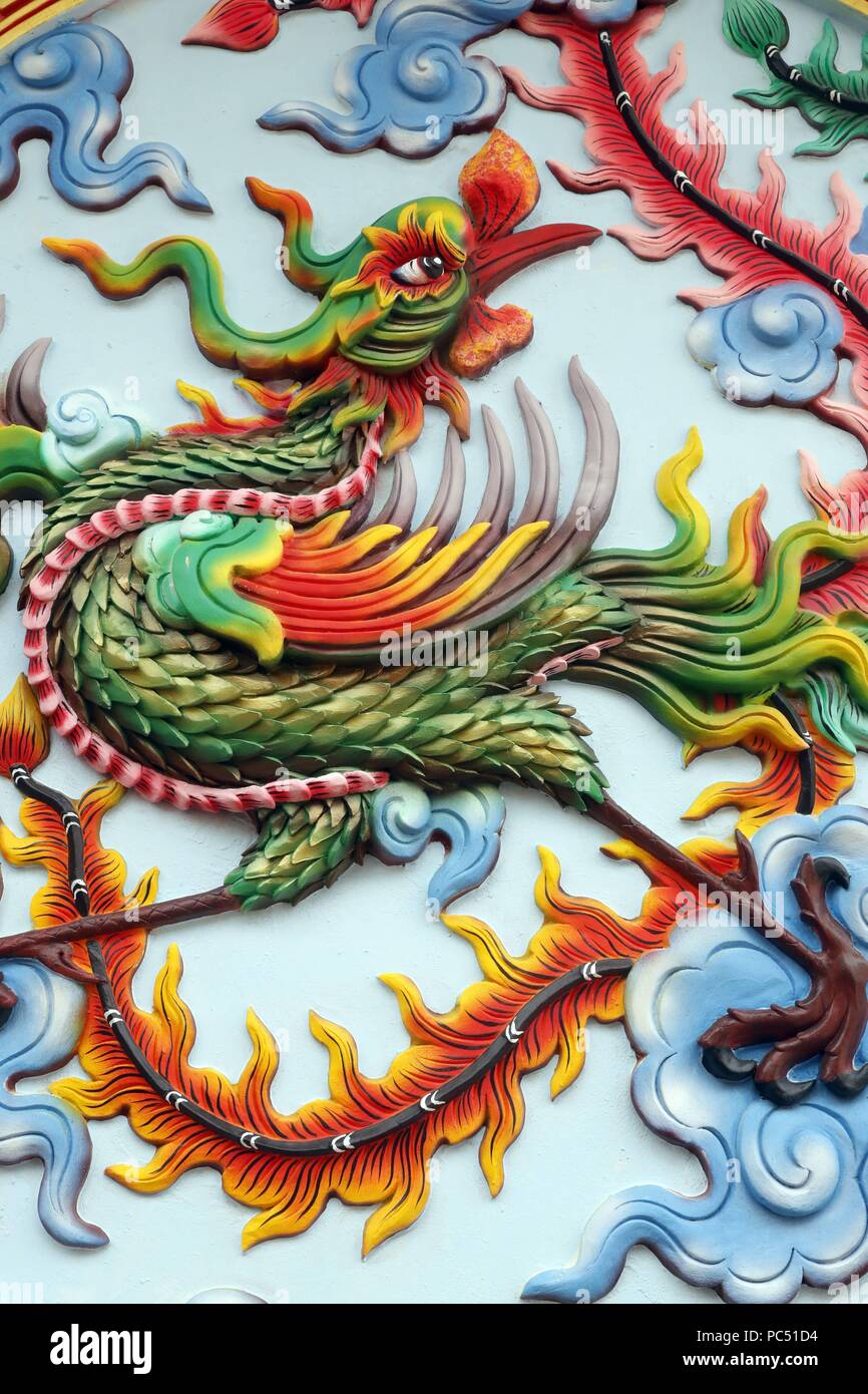 The chinese phoenix hi-res stock photography and images - Alamy