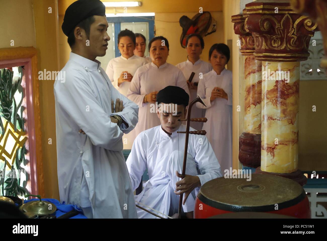 Cao Dai temple. Worshippers at service. Phu Quoc. Vietnam. | usage ...