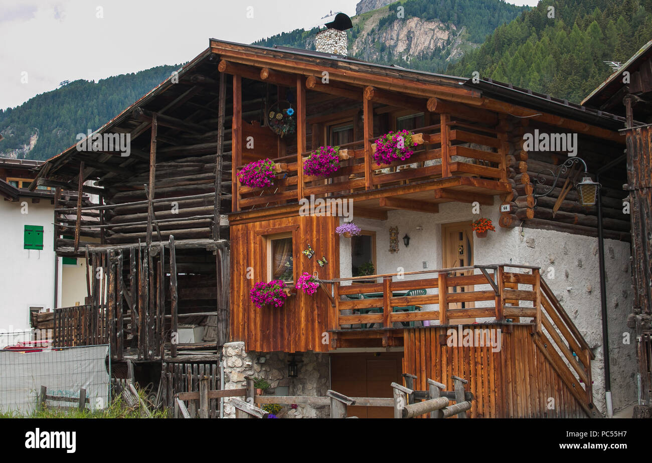Town square canazei val di hi-res stock photography and images - Alamy
