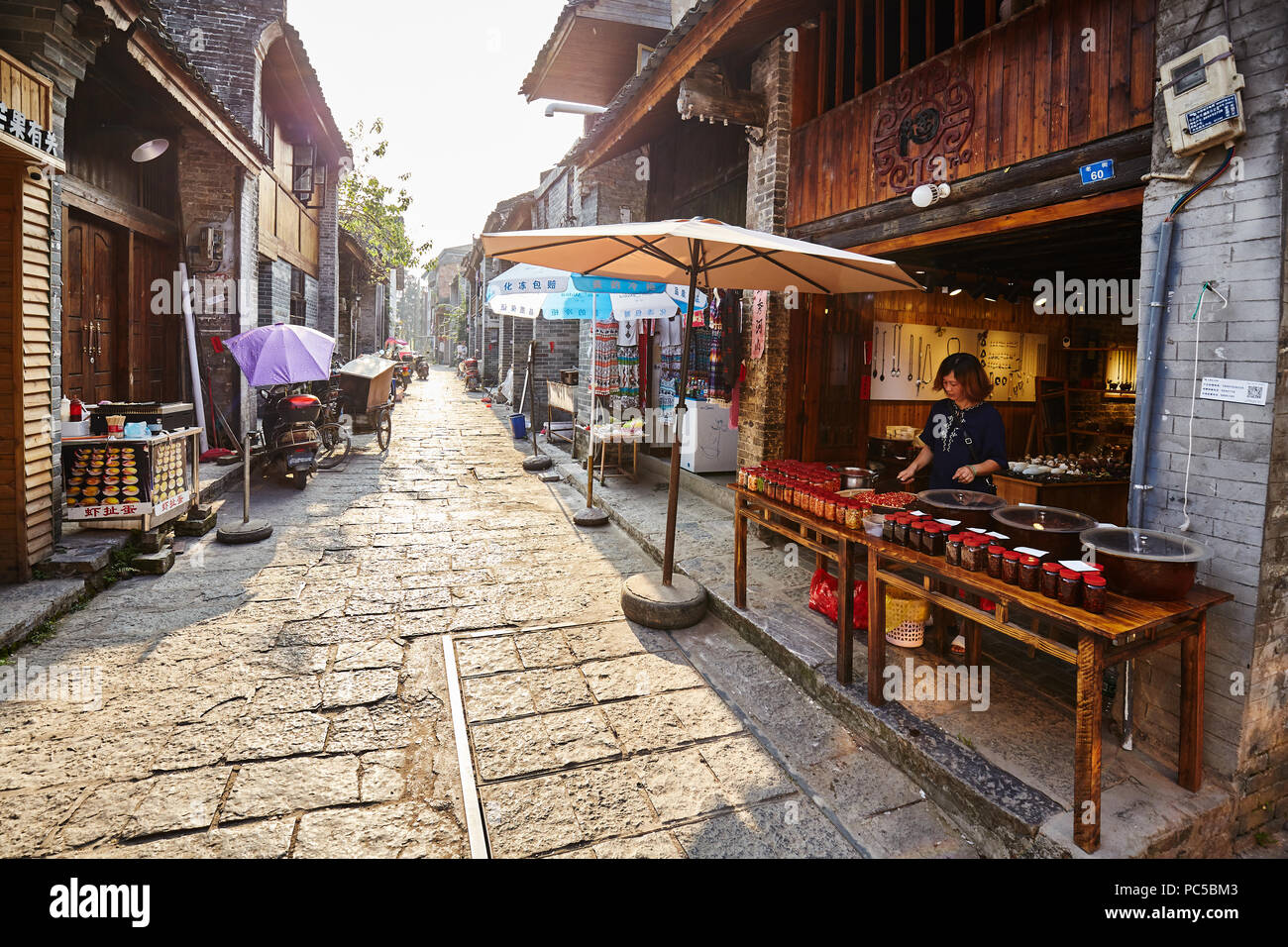 Xingping ancient town hi-res stock photography and images - Alamy