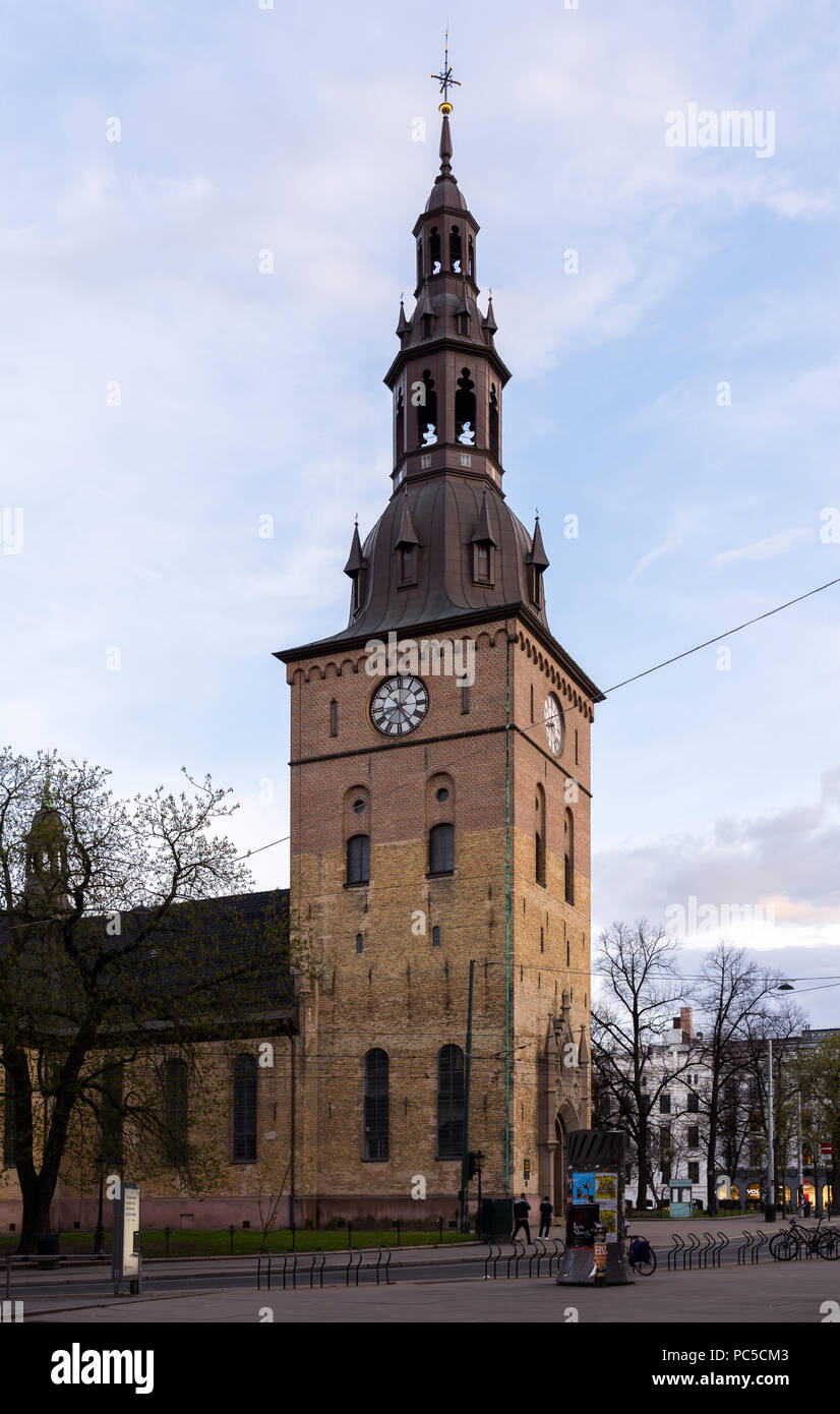 Oslo cathedral hi-res stock photography and images - Alamy