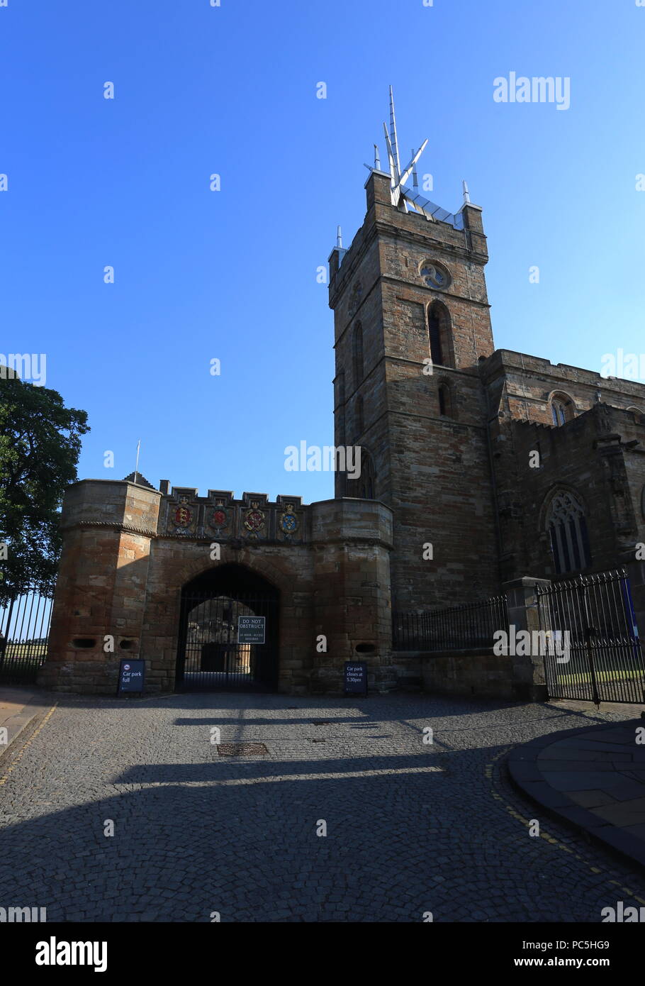 St Michael's Parish Church Linlithgow Scotland July 2018 Stock Photo ...