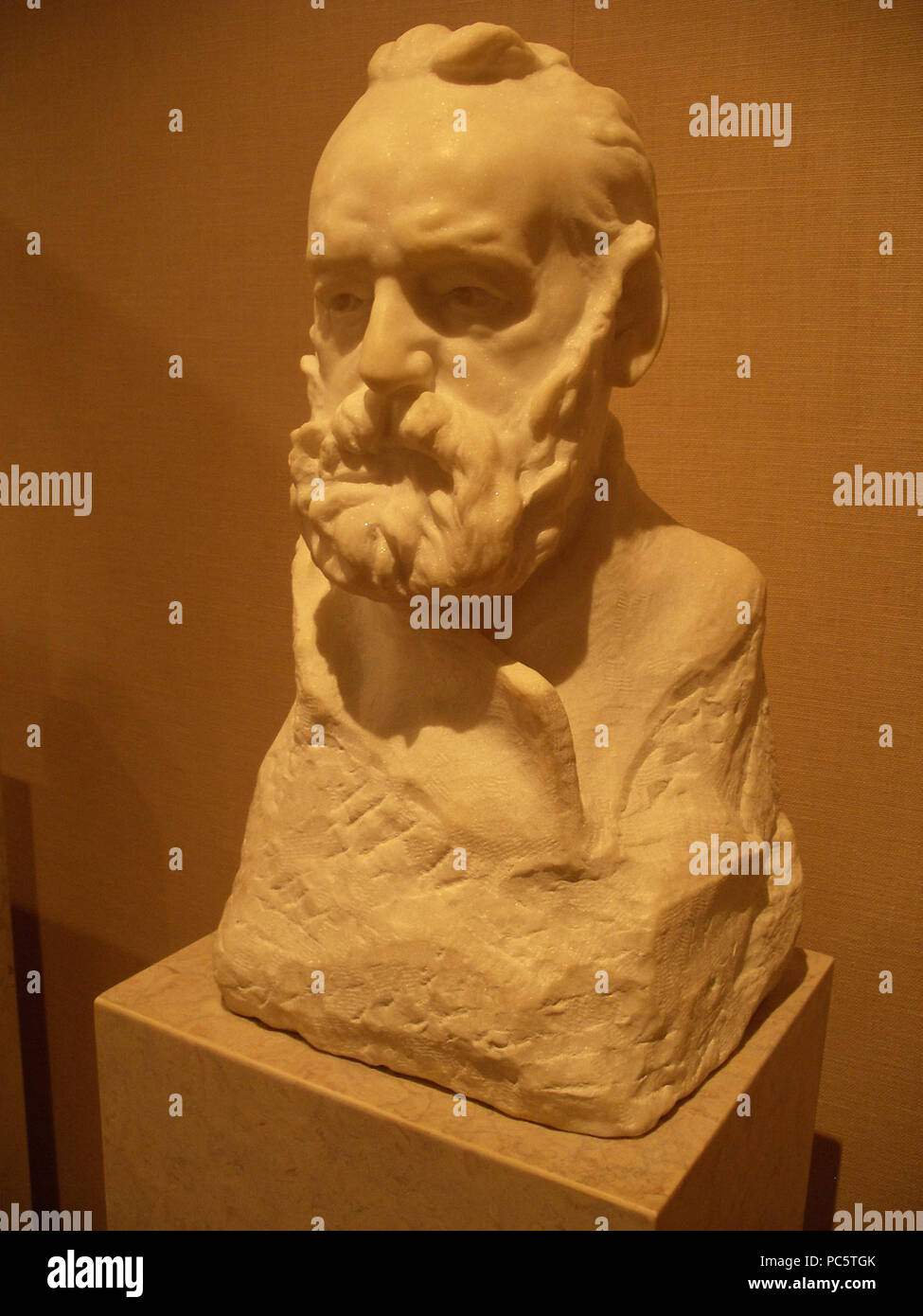 2 1886 Victor Hugo bust by Auguste Rodin Stock Photo - Alamy